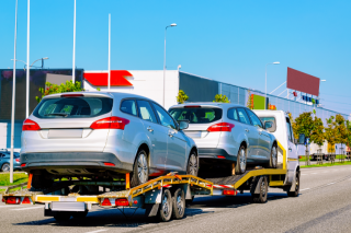 What is Hot Shot Car Hauling? | Sherpa Auto Transport